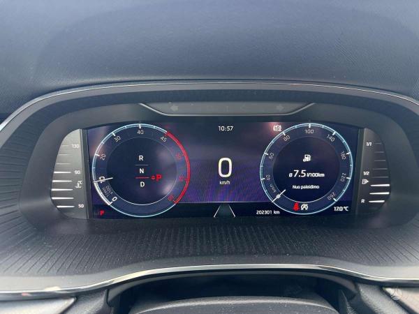 Blue Skoda Octavia 2021 in Vilnius, with an engine capacity of 1.97 L and mileage of 202 thousand km for 12950 €, photo 9 on AUTOMOTO.COM.LV