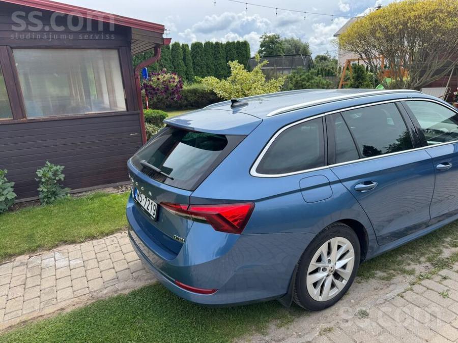 Blue Skoda Octavia 2021 in Riga, with an engine capacity of 1.50 L and mileage of 171 thousand km for 14000 €, photo 5 on AUTOMOTO.COM.LV