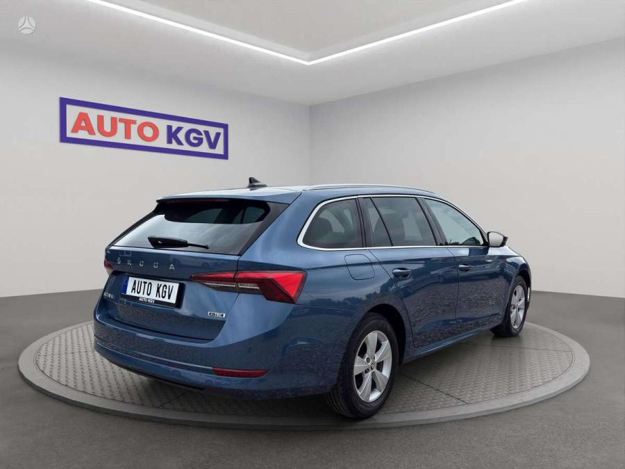 Blue Skoda Octavia 2021 in Kaunas, with an engine capacity of 1.00 L and mileage of 64 thousand km for 14599 €, photo 6 on AUTOMOTO.COM.LV