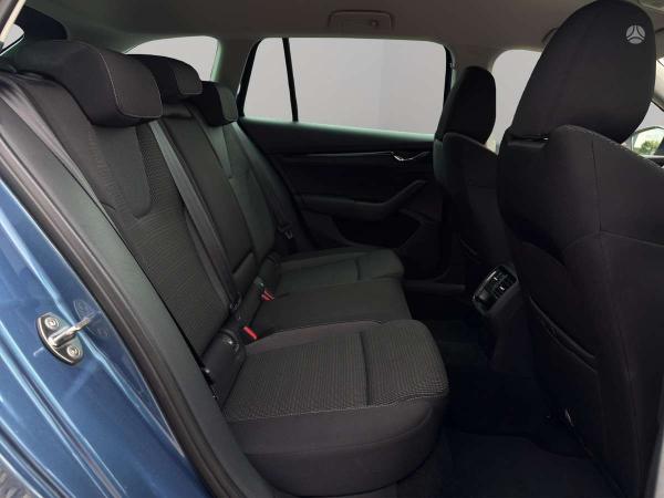 Skoda Octavia 2021 Kauņa vietnē Zils Skoda Octavia 2021 Kauņa, ar dzinēja tilpumu 1.00 L un nobraukumu 64 tūkst. km par 14599 €, foto 10 vietnē AUTOMOTO.COM.LV