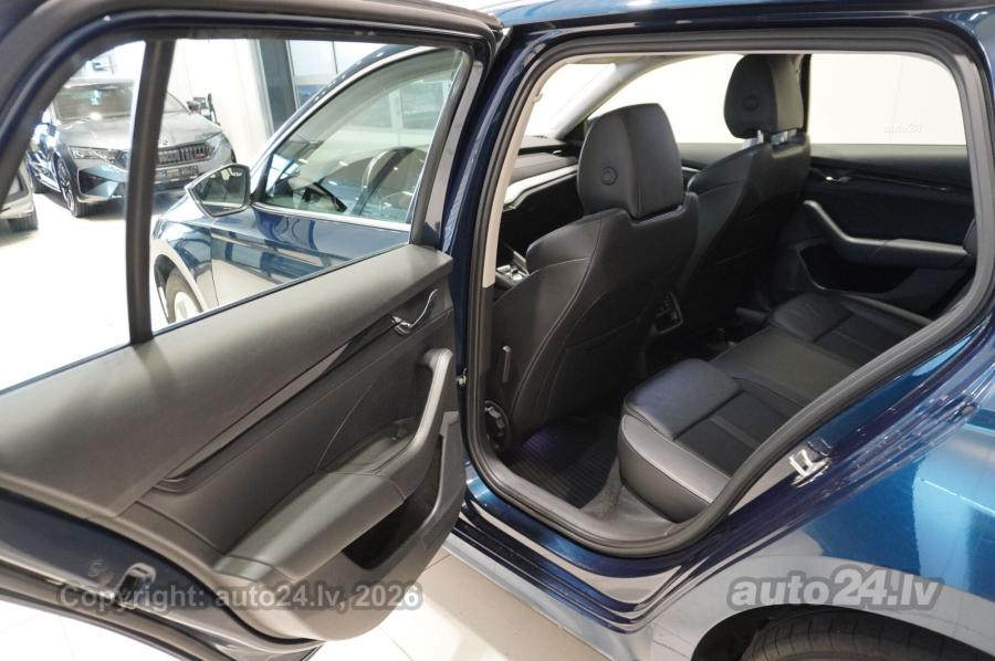 Zils Skoda Octavia 2021 Tallina, ar dzinēja tilpumu 1.50 L un nobraukumu 195 tūkst. km par 12500 €, foto 10 vietnē AUTOMOTO.COM.LV