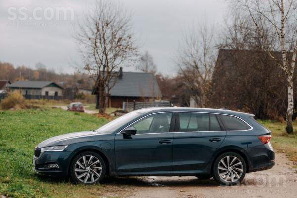 Skoda Octavia 2021 Rīga vietnē Zils Skoda Octavia 2021 Rīga, ar dzinēja tilpumu 1.40 L un nobraukumu 87 tūkst. km par 18750 €, foto 1 vietnē AUTOMOTO.COM.LV