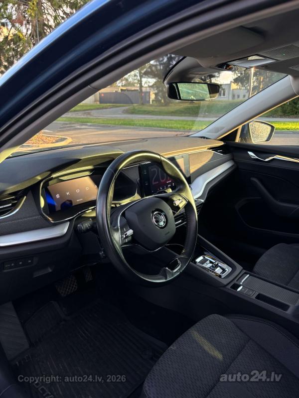 Blue Skoda Octavia 2021 in Tallinn, with an engine capacity of 2.00 L and mileage of 130 thousand km for 17900 €, photo 11 on AUTOMOTO.COM.LV