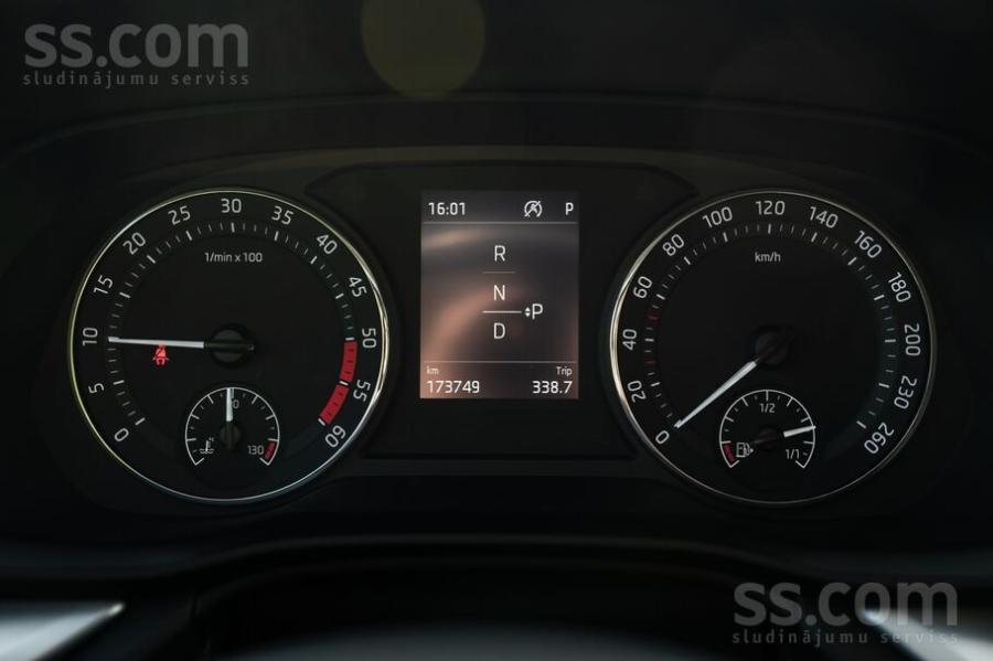 Zils Skoda Octavia 2021 Rīga, ar dzinēja tilpumu 2.00 L un nobraukumu 174 tūkst. km par 13900 €, foto 29 vietnē AUTOMOTO.COM.LV
