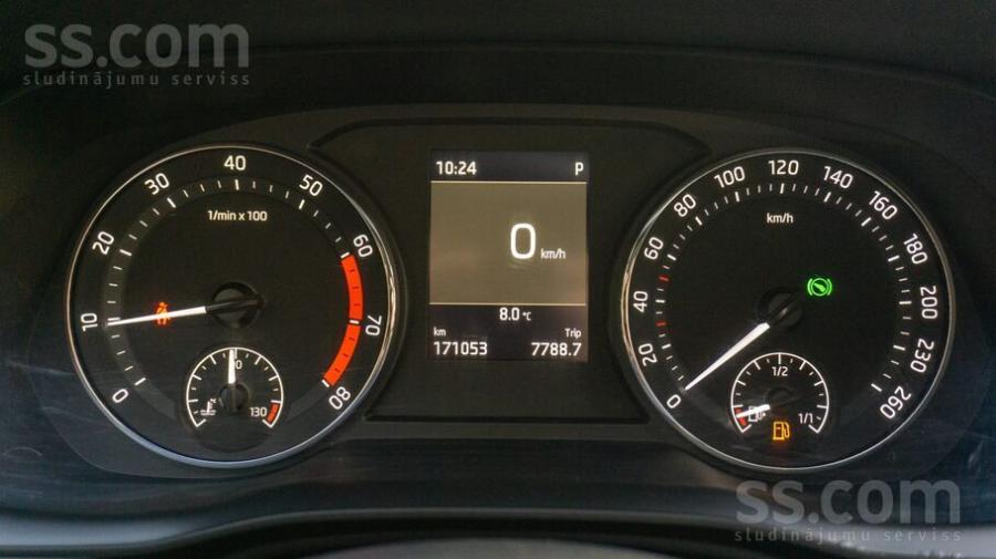 Zils Skoda Octavia 2021 Rīga, ar dzinēja tilpumu 1.50 L un nobraukumu 171 tūkst. km par 12990 €, foto 25 vietnē AUTOMOTO.COM.LV