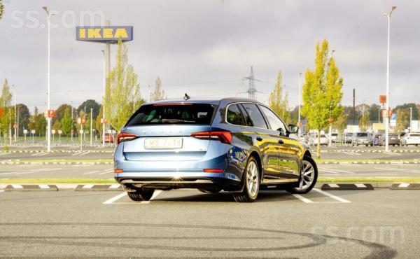 Blue Skoda Octavia 2021 in Riga, with an engine capacity of 1.50 L and mileage of 171 thousand km for 12990 €, photo 7 on AUTOMOTO.COM.LV
