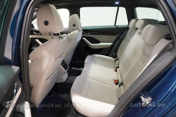Zils Skoda Octavia 2022 Tallina, ar dzinēja tilpumu 1.50 L un nobraukumu 48 tūkst. km par 26000 €, foto 11 vietnē AUTOMOTO.COM.LV