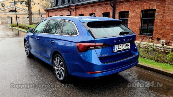 Blue Skoda Octavia 2022 in Tallinn, with an engine capacity of 2.00 L and mileage of 203 thousand km for 17895 €, photo 3 on AUTOMOTO.COM.LV
