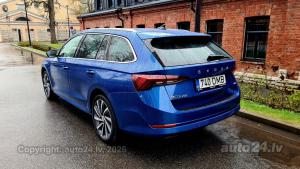 Zils Skoda Octavia 2022 Tallina, ar dzinēja tilpumu 2.00 L un nobraukumu 203 tūkst. km par 17895 €, foto 4 vietnē AUTOMOTO.COM.LV