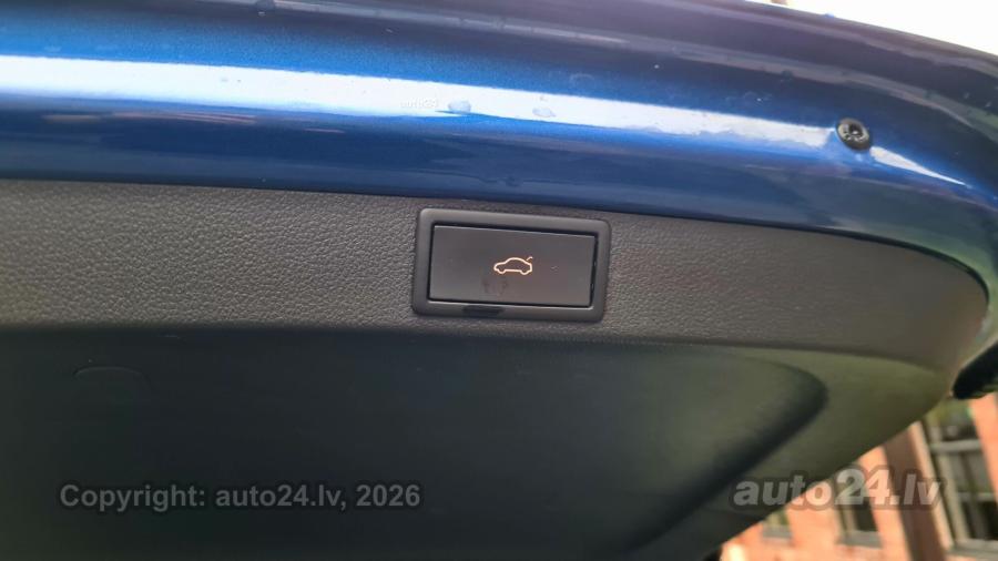 Zils Skoda Octavia 2022 Tallina, ar dzinēja tilpumu 2.00 L un nobraukumu 203 tūkst. km par 17895 €, foto 30 vietnē AUTOMOTO.COM.LV