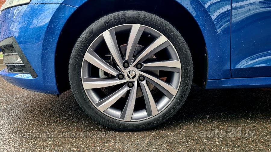 Zils Skoda Octavia 2022 Tallina, ar dzinēja tilpumu 2.00 L un nobraukumu 203 tūkst. km par 17895 €, foto 31 vietnē AUTOMOTO.COM.LV