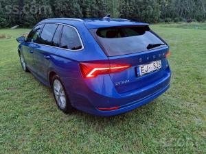 Zils Skoda Octavia 2022 Rīga, ar dzinēja tilpumu 1.50 L un nobraukumu 148 tūkst. km par 17200 €, foto 5 vietnē AUTOMOTO.COM.LV