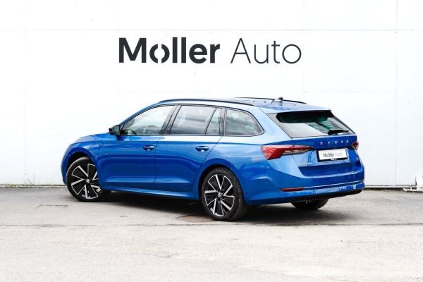 Blue Skoda Octavia 2022 in Riga, with an engine capacity of 1.40 L and mileage of 106 thousand km for 20950 €, photo 2 on AUTOMOTO.COM.LV