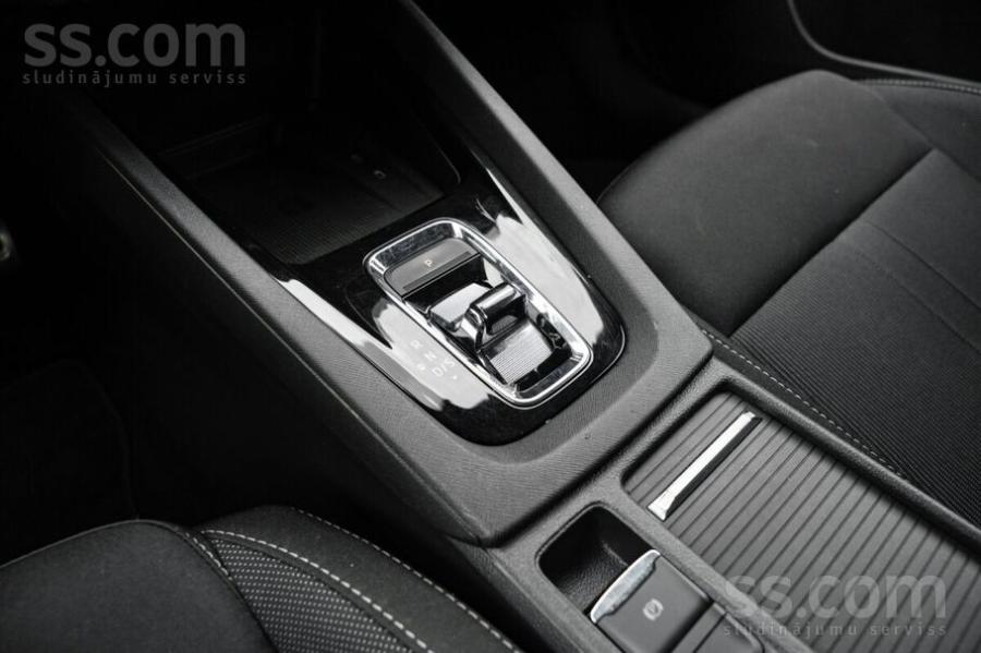 Blue Skoda Octavia 2022 in Riga, with an engine capacity of 1.40 L and mileage of 106 thousand km for 20950 €, photo 20 on AUTOMOTO.COM.LV