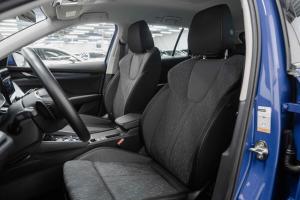 Blue Skoda Octavia 2022 in Tallinn, with an engine capacity of 2.00 L and mileage of 157 thousand km for 18550 €, photo 15 on AUTOMOTO.COM.LV
