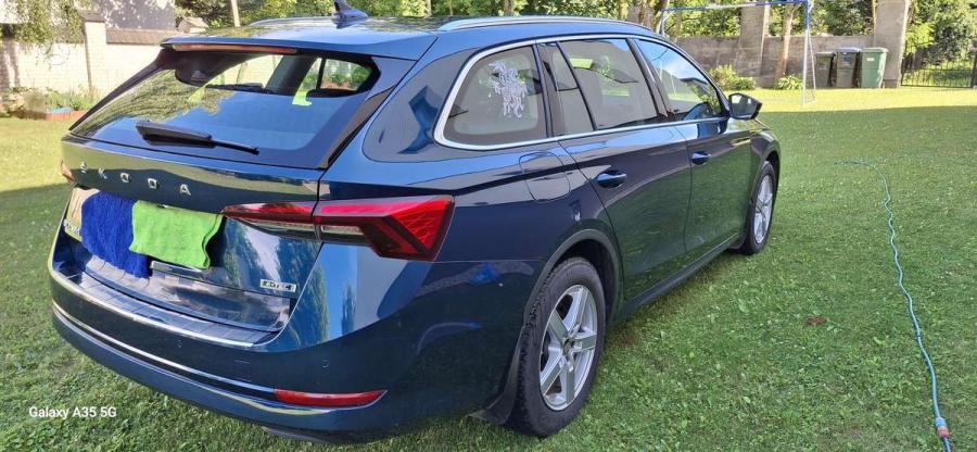 Blue Skoda Octavia 2022 in Vilnius, with an engine capacity of 1.50 L and mileage of 35 thousand km for 18000 €, photo 6 on AUTOMOTO.COM.LV