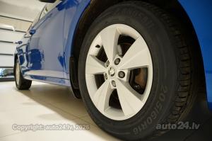 Blue Skoda Octavia 2022 in Tallinn, with an engine capacity of 2.00 L and mileage of 154 thousand km for 15900 €, photo 6 on AUTOMOTO.COM.LV