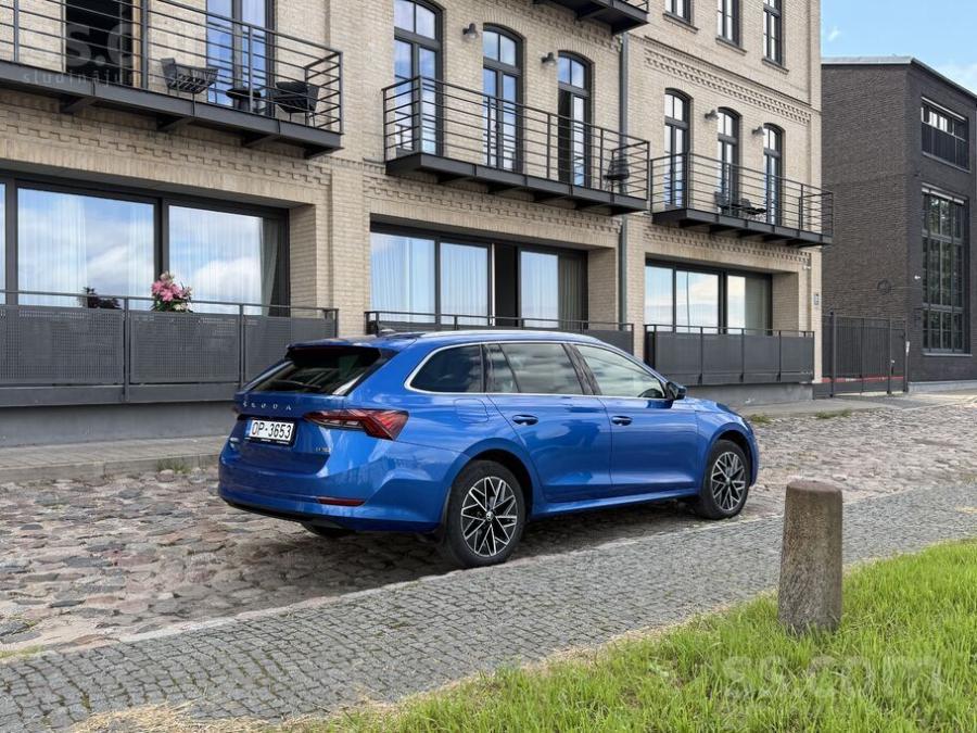 Zils Skoda Octavia 2022 Rīga, ar dzinēja tilpumu 1.50 L un nobraukumu 166 tūkst. km par 14500 €, foto 3 vietnē AUTOMOTO.COM.LV