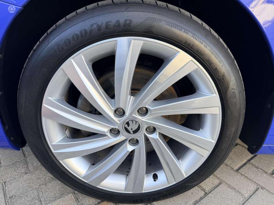 Zils Skoda Octavia 2022 Kauņa, ar dzinēja tilpumu 1.40 L un nobraukumu 167 tūkst. km par 14900 €, foto 35 vietnē AUTOMOTO.COM.LV