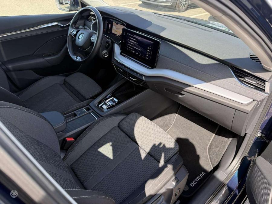 Zils Skoda Octavia 2022 Viļņa, ar dzinēja tilpumu 1.40 L un nobraukumu 202 tūkst. km par 13999 €, foto 13 vietnē AUTOMOTO.COM.LV