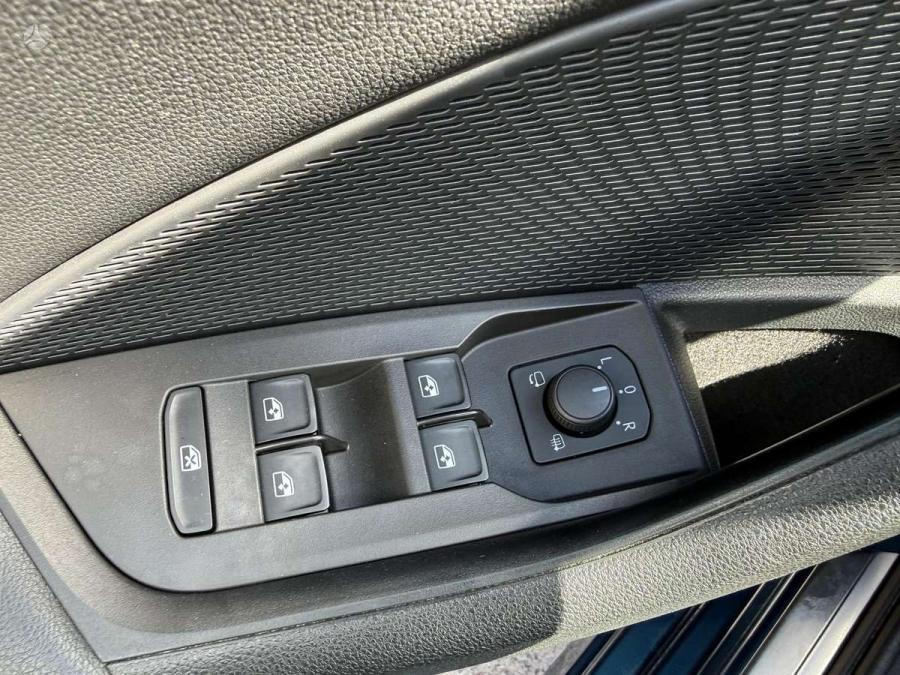 Zils Skoda Octavia 2022 Viļņa, ar dzinēja tilpumu 1.40 L un nobraukumu 202 tūkst. km par 13999 €, foto 24 vietnē AUTOMOTO.COM.LV