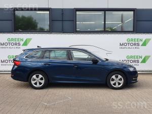 Blue Skoda Octavia 2022 in Riga, with an engine capacity of 1.50 L and mileage of 99 thousand km for 16500 €, photo 5 on AUTOMOTO.COM.LV
