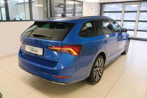 Blue Skoda Octavia 2022 in Vilnius, with an engine capacity of 1.40 L and mileage of 141 thousand km for 20700 €, photo 3 on AUTOMOTO.COM.LV