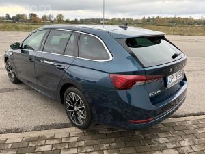 Blue Skoda Octavia 2022 in Riga, with an engine capacity of 2.00 L and mileage of 119 thousand km for 16800 €, photo 8 on AUTOMOTO.COM.LV
