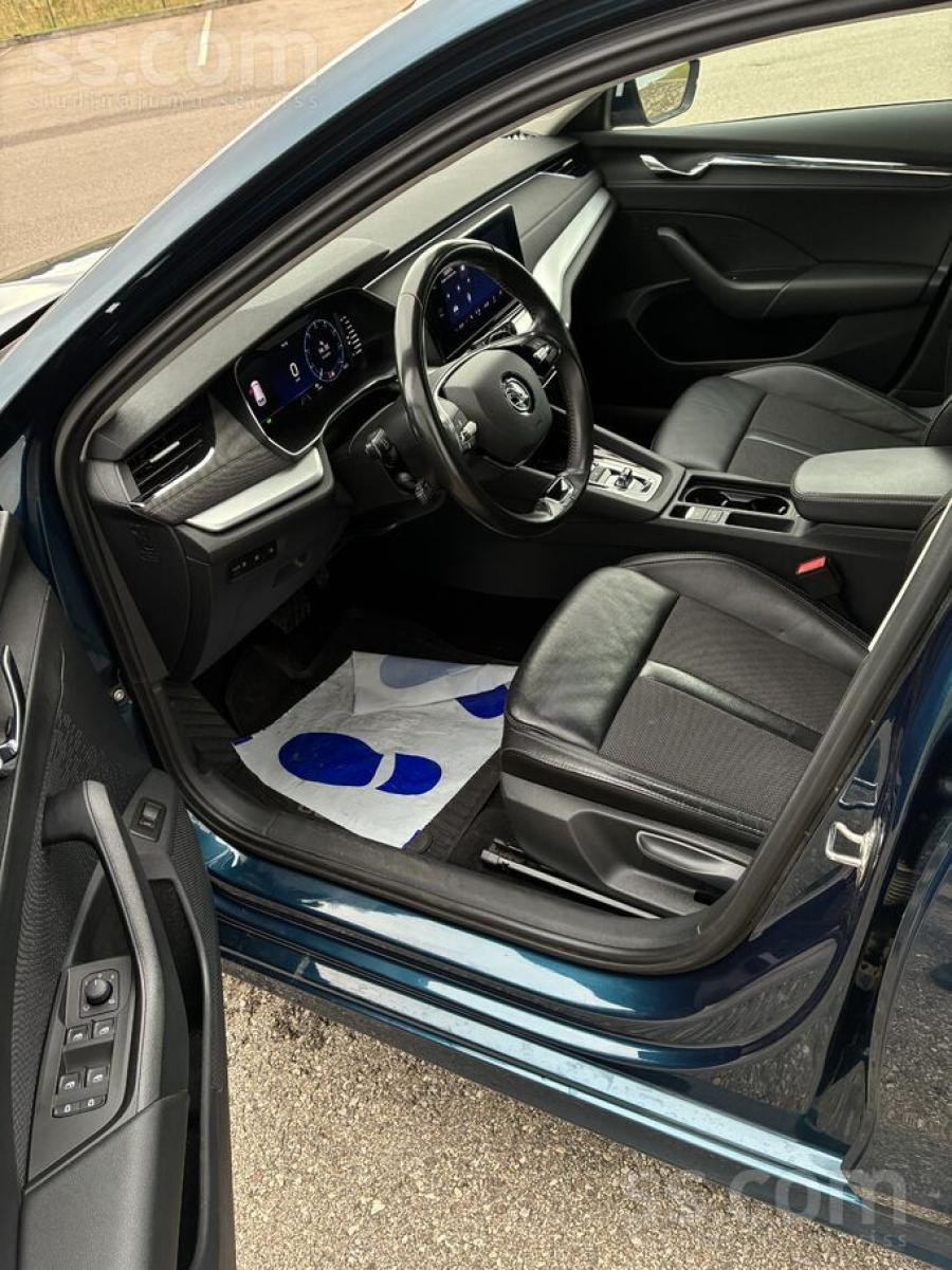 Blue Skoda Octavia 2022 in Riga, with an engine capacity of 2.00 L and mileage of 119 thousand km for 16800 €, photo 9 on AUTOMOTO.COM.LV
