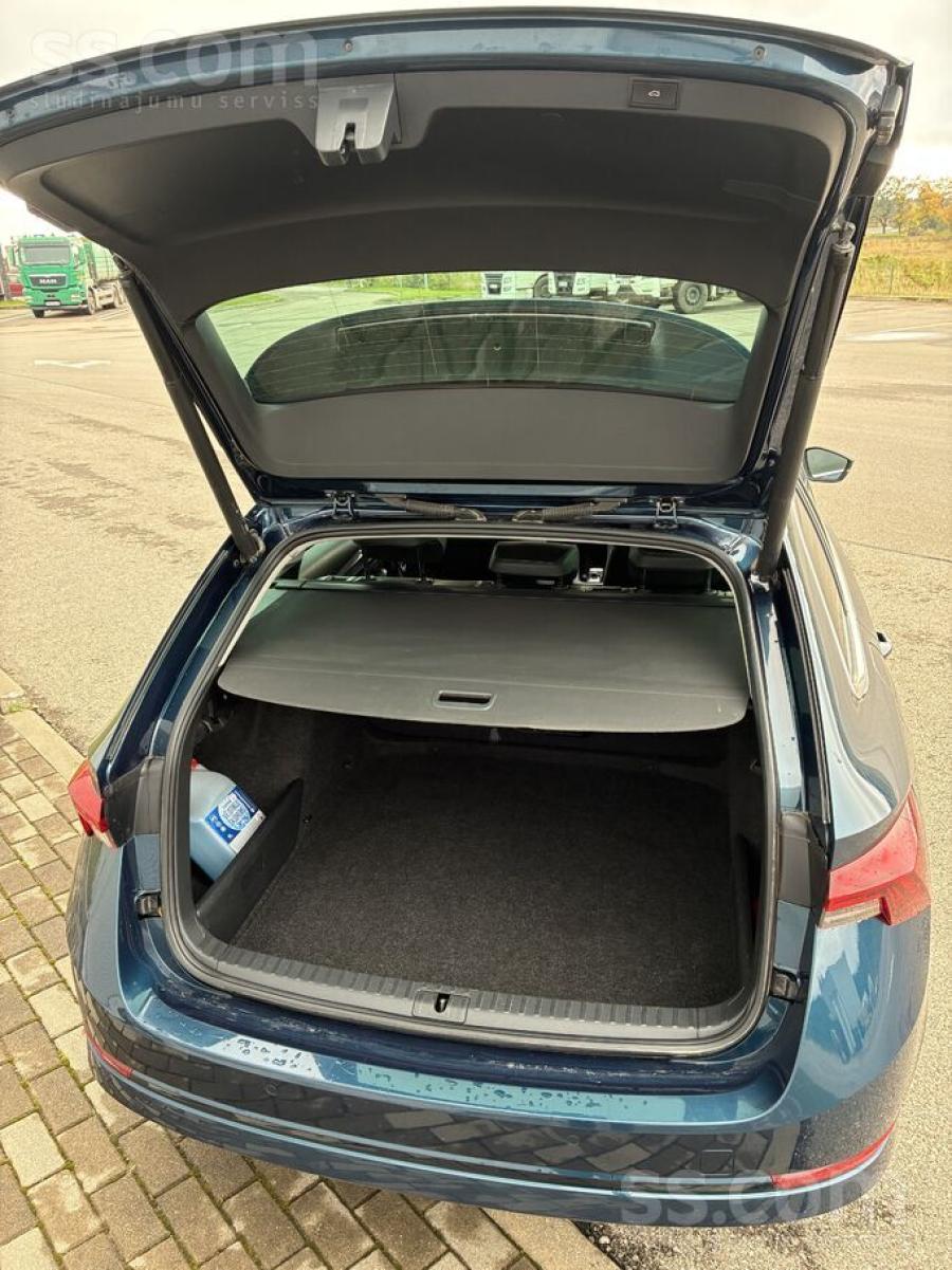 Blue Skoda Octavia 2022 in Riga, with an engine capacity of 2.00 L and mileage of 119 thousand km for 16800 €, photo 22 on AUTOMOTO.COM.LV