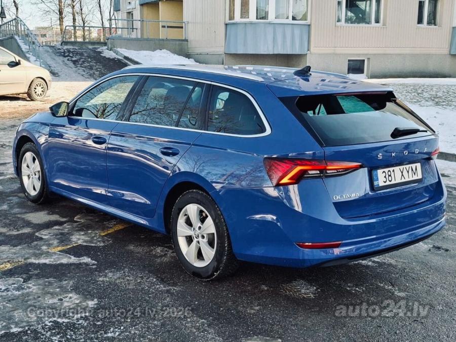 Zils Skoda Octavia 2023 Tallina, ar dzinēja tilpumu 1.50 L un nobraukumu 120 tūkst. km par 14950 €, foto 2 vietnē AUTOMOTO.COM.LV