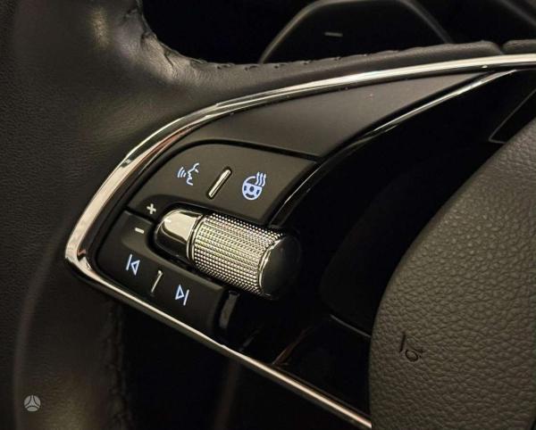 Blue Skoda Octavia 2023 in Marijampole, with an engine capacity of 1.97 L and mileage of 123 thousand km for 21500 €, photo 7 on AUTOMOTO.COM.LV