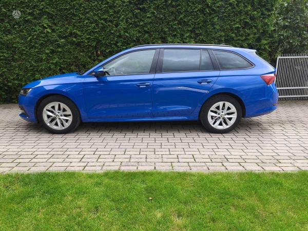 Blue Skoda Octavia 2023 in Kalvarija, with an engine capacity of 1.50 L and mileage of 125 thousand km for 15549 €, photo 2 on AUTOMOTO.COM.LV