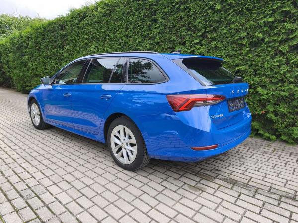 Blue Skoda Octavia 2023 in Kalvarija, with an engine capacity of 1.50 L and mileage of 125 thousand km for 15549 €, photo 3 on AUTOMOTO.COM.LV