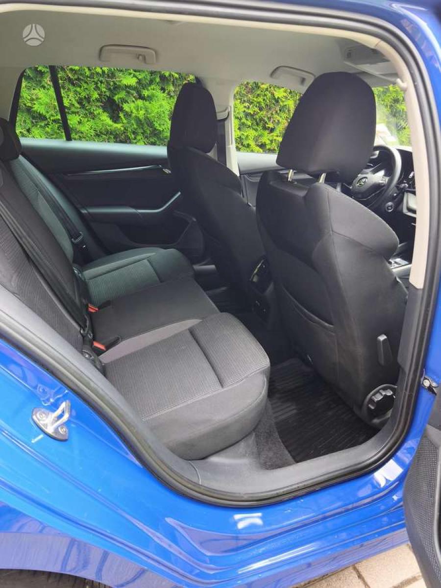 Blue Skoda Octavia 2023 in Kalvarija, with an engine capacity of 1.50 L and mileage of 125 thousand km for 15549 €, photo 17 on AUTOMOTO.COM.LV
