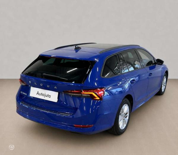 Blue Skoda Octavia 2023 in Kaunas, with an engine capacity of 1.97 L and mileage of 153 thousand km for 15500 €, photo 4 on AUTOMOTO.COM.LV