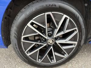 Zils Skoda Octavia 2023 Viļņa, ar dzinēja tilpumu 1.97 L un nobraukumu 195 tūkst. km par 13999 €, foto 25 vietnē AUTOMOTO.COM.LV