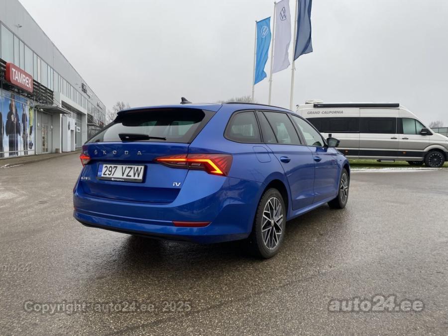 Blue Skoda Octavia 2024 in Viljandi, with an engine capacity of 1.40 L and mileage of 57 thousand km for 22999 €, photo 4 on AUTOMOTO.COM.LV