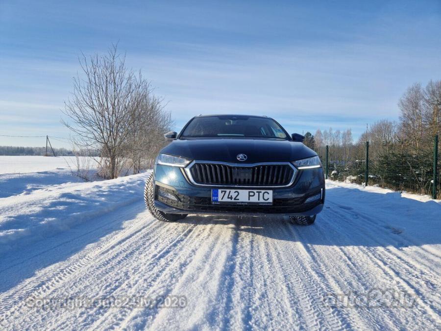 Zils Skoda Octavia 2024 Tartu, ar dzinēja tilpumu 2.00 L un nobraukumu 34 tūkst. km par 27000 €, foto 2 vietnē AUTOMOTO.COM.LV