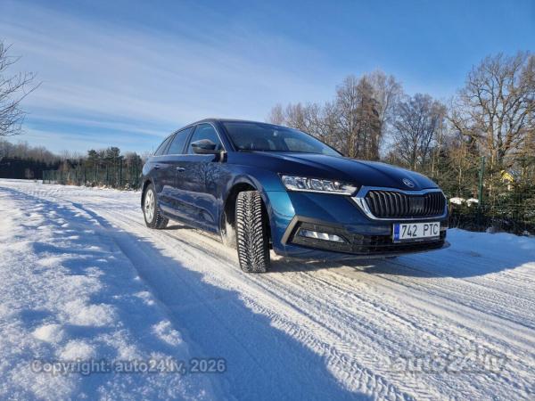 Zils Skoda Octavia 2024 Tartu, ar dzinēja tilpumu 2.00 L un nobraukumu 34 tūkst. km par 27000 €, foto 3 vietnē AUTOMOTO.COM.LV