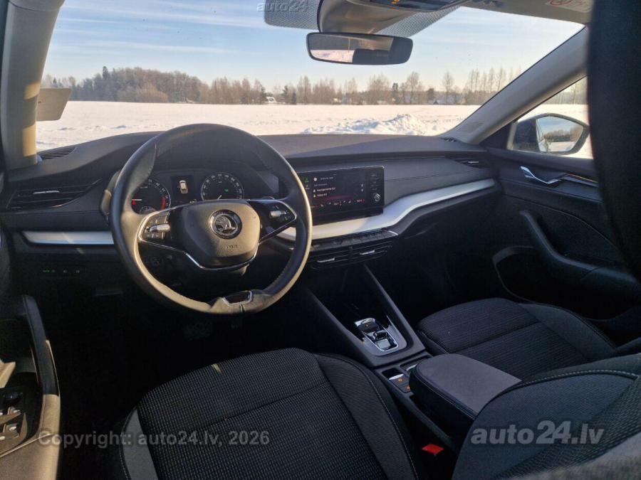 Zils Skoda Octavia 2024 Tartu, ar dzinēja tilpumu 2.00 L un nobraukumu 34 tūkst. km par 27000 €, foto 6 vietnē AUTOMOTO.COM.LV