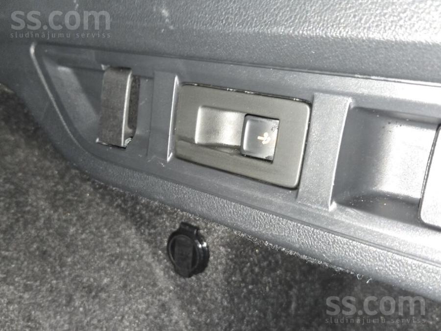 Zils Skoda Octavia 2024 Jūrmala, ar dzinēja tilpumu 2.00 L un nobraukumu 150 tūkst. km par 17990 €, foto 20 vietnē AUTOMOTO.COM.LV