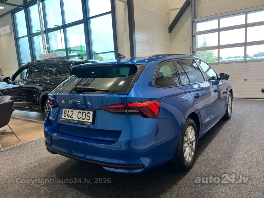 Zils Skoda Octavia 2024 Rakvere, ar dzinēja tilpumu 2.00 L un nobraukumu 50 tūkst. km par 22950 €, foto 5 vietnē AUTOMOTO.COM.LV