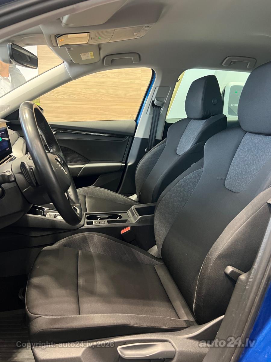 Zils Skoda Octavia 2024 Rakvere, ar dzinēja tilpumu 2.00 L un nobraukumu 50 tūkst. km par 22950 €, foto 6 vietnē AUTOMOTO.COM.LV