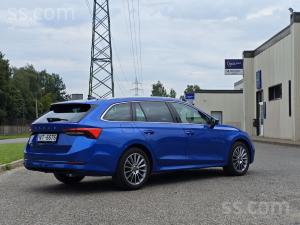 Blue Skoda Octavia 2024 in Riga, with an engine capacity of 2.00 L and mileage of 41 thousand km for 22790 €, photo 4 on AUTOMOTO.COM.LV