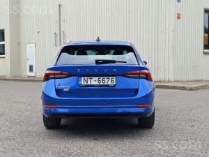 Blue Skoda Octavia 2024 in Riga, with an engine capacity of 2.00 L and mileage of 41 thousand km for 22790 €, photo 5 on AUTOMOTO.COM.LV