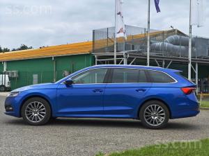 Blue Skoda Octavia 2024 in Riga, with an engine capacity of 2.00 L and mileage of 41 thousand km for 22790 €, photo 7 on AUTOMOTO.COM.LV