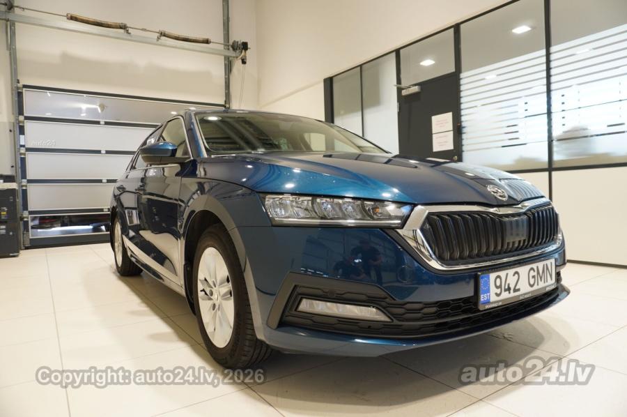 Blue Skoda Octavia 2024 in Tallinn, with an engine capacity of 1.50 L and mileage of 55 thousand km for 21500 €, photo 5 on AUTOMOTO.COM.LV