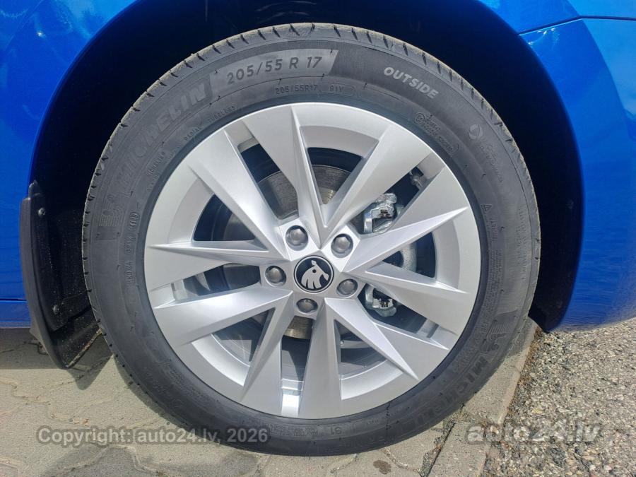 Zils Skoda Octavia 2026 Tartu, ar dzinēja tilpumu 2.00 L un nobraukumu 6 tūkst. km par 31300 €, foto 8 vietnē AUTOMOTO.COM.LV