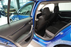 Zils Skoda Octavia 2026 Tallina, ar dzinēja tilpumu 2.00 L un nobraukumu 2 tūkst. km par 33900 €, foto 10 vietnē AUTOMOTO.COM.LV
